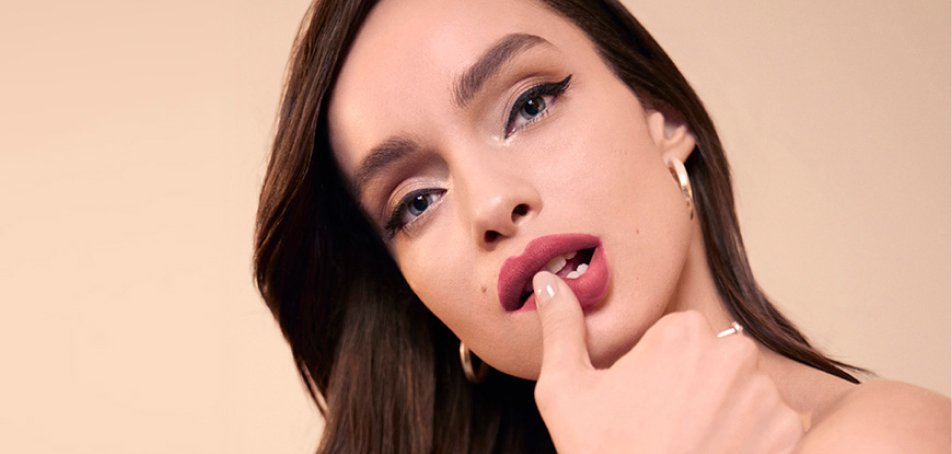 Mastering lipstick: your guide to colors, and finishes – L’Oréal Paris