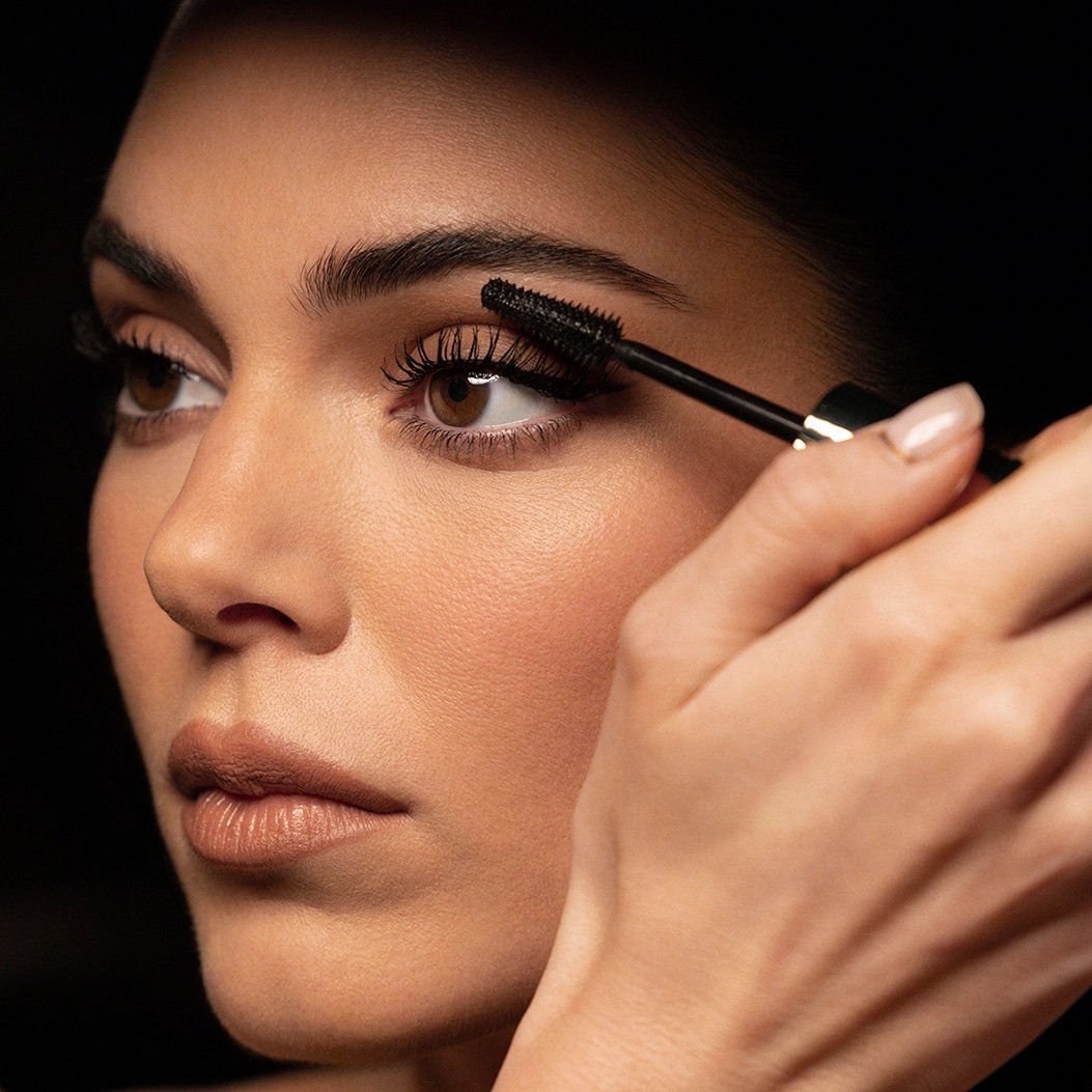 Volume Million Lashes Panorama Mascara, Black | Cosmetics | L'Oréal Paris