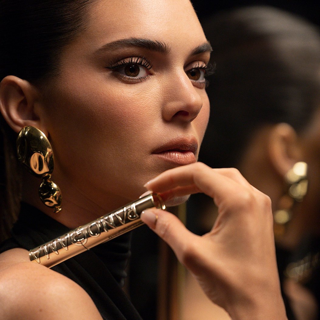 Volume Million Lashes Panorama Mascara, Black | Cosmetics | L'Oréal Paris