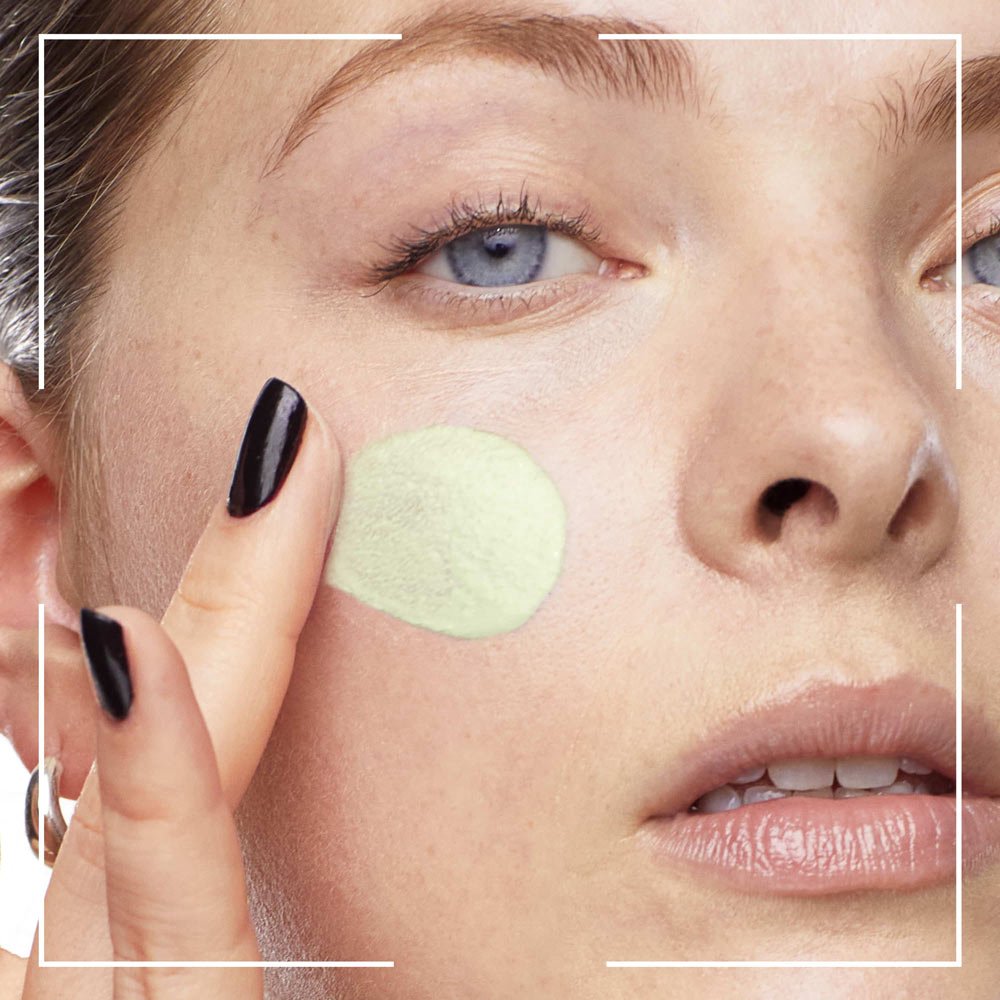 24hr Redness Erasing Primer | Make Up | L'Oréal Paris