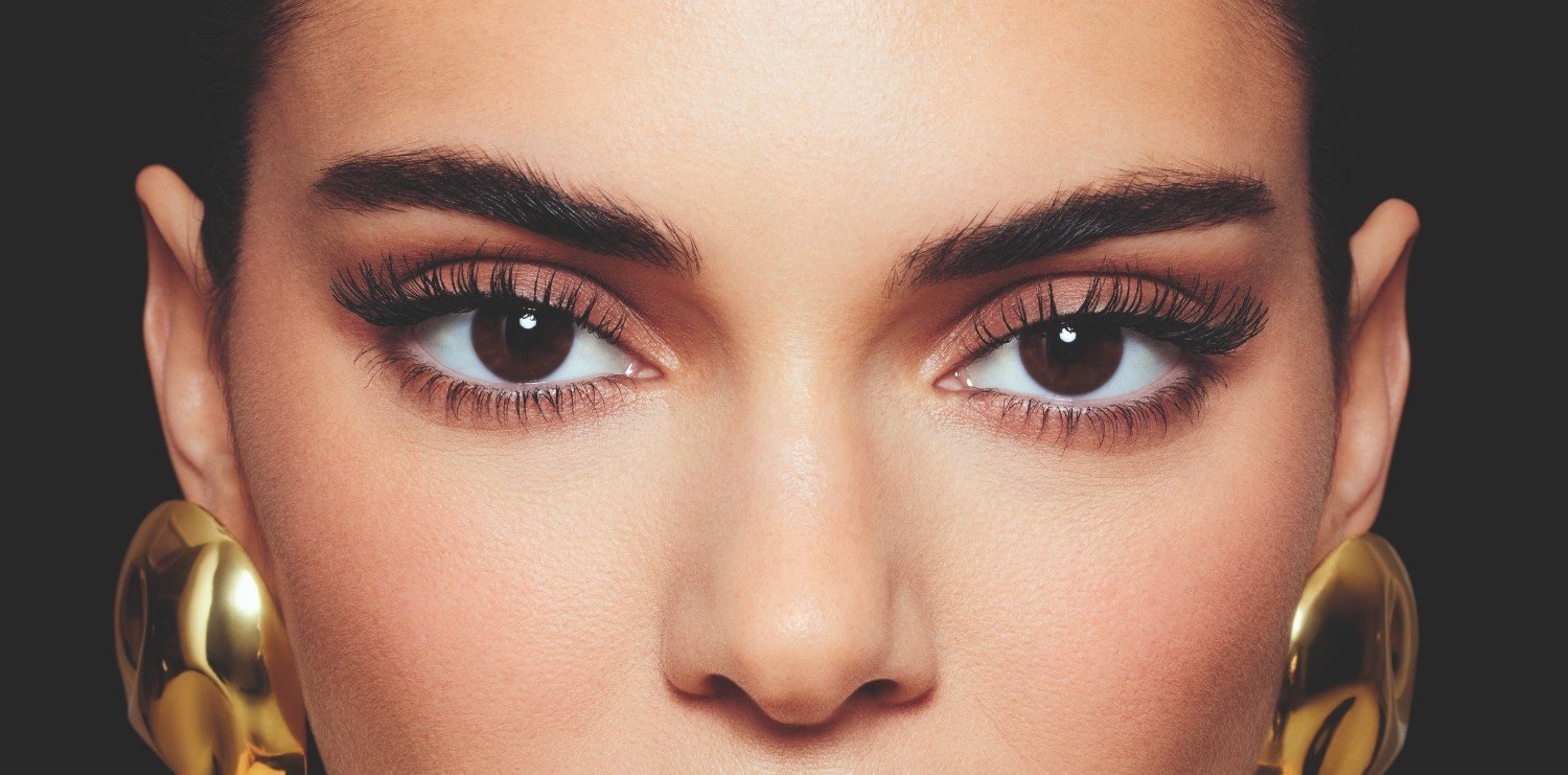 how to draw a beard with eyeliner